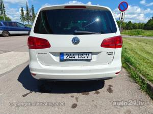 White Volkswagen Sharan 2013 in Tartu, with an engine capacity of 2.00 L and mileage of 305 thousand km for 6990 €, photo 6 on AUTOMOTO.COM.LV