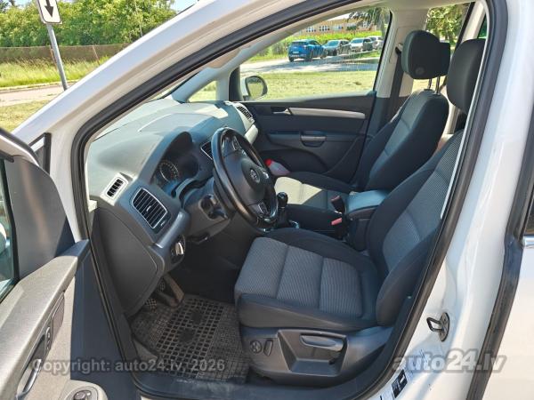 Balts Volkswagen Sharan 2013 Tartu, ar dzinēja tilpumu 2.00 L un nobraukumu 305 tūkst. km par 6990 €, foto 7 vietnē AUTOMOTO.COM.LV