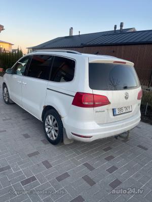 White Volkswagen Sharan 2014 in Tallinn, with an engine capacity of 2.00 L and mileage of 0 thousand km for 4000 €, photo 3 on AUTOMOTO.COM.LV