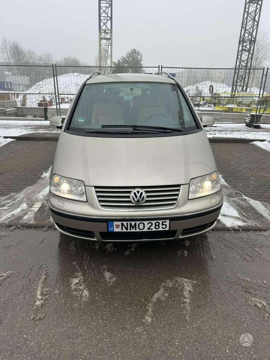 Dzeltens Volkswagen Sharan 2007 Nemenčinė, ar dzinēja tilpumu 1.90 L un nobraukumu 250 tūkst. km par 3400 €, foto 1 vietnē AUTOMOTO.COM.LV