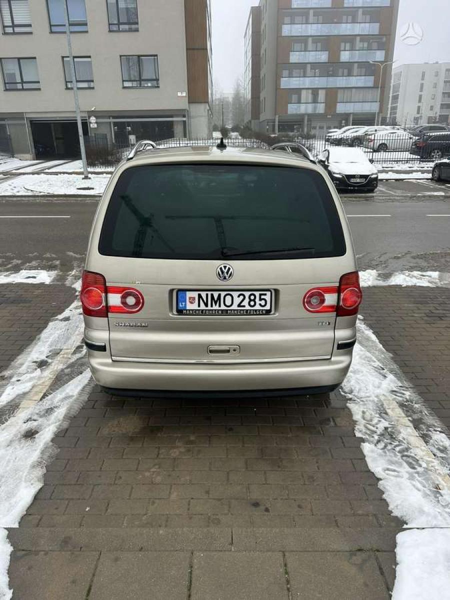 Dzeltens Volkswagen Sharan 2007 Nemenčinė, ar dzinēja tilpumu 1.90 L un nobraukumu 250 tūkst. km par 3400 €, foto 6 vietnē AUTOMOTO.COM.LV