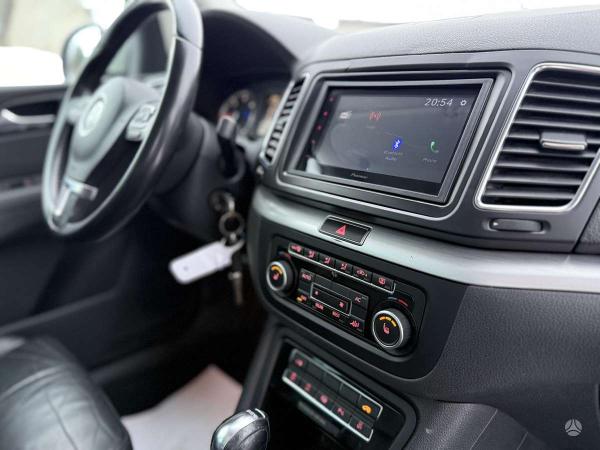 Dzeltens Volkswagen Sharan 2012 Ukmergė, ar dzinēja tilpumu 1.97 L un nobraukumu 280 tūkst. km par 8800 €, foto 11 vietnē AUTOMOTO.COM.LV