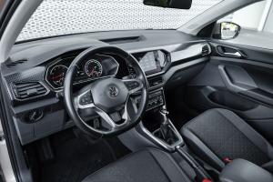 Бежевый Фольксваген T-Cross 2019 в Марупе, объемом двигателя 1.00 л и пробегом 67 тыс. км за 17900 €, фото 10 на AUTOMOTO.COM.LV