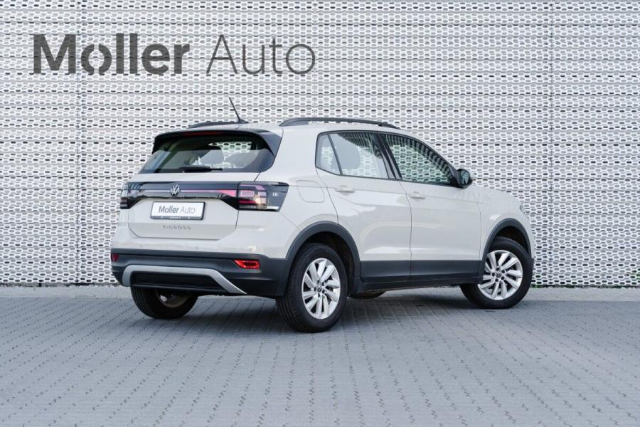 Smilšu krāsa Volkswagen T-Cross 2024 Mārupe, ar dzinēja tilpumu 1.00 L un nobraukumu 50 tūkst. km par 17100 €, foto 5 vietnē AUTOMOTO.COM.LV