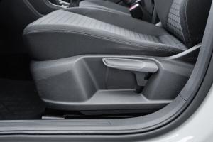 Smilšu krāsa Volkswagen T-Cross 2024 Mārupe, ar dzinēja tilpumu 1.00 L un nobraukumu 50 tūkst. km par 17100 €, foto 10 vietnē AUTOMOTO.COM.LV