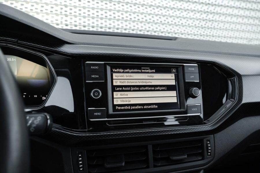 Smilšu krāsa Volkswagen T-Cross 2024 Mārupe, ar dzinēja tilpumu 1.00 L un nobraukumu 50 tūkst. km par 17100 €, foto 17 vietnē AUTOMOTO.COM.LV