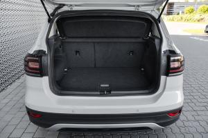 Smilšu krāsa Volkswagen T-Cross 2024 Mārupe, ar dzinēja tilpumu 1.00 L un nobraukumu 50 tūkst. km par 17100 €, foto 20 vietnē AUTOMOTO.COM.LV