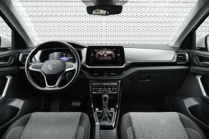 Smilšu krāsa Volkswagen T-Cross 2025 Mārupe, ar dzinēja tilpumu 1.00 L un nobraukumu 38 tūkst. km par 22900 €, foto 7 vietnē AUTOMOTO.COM.LV