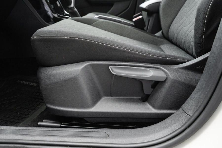 Smilšu krāsa Volkswagen T-Cross 2025 Mārupe, ar dzinēja tilpumu 1.00 L un nobraukumu 38 tūkst. km par 22900 €, foto 9 vietnē AUTOMOTO.COM.LV