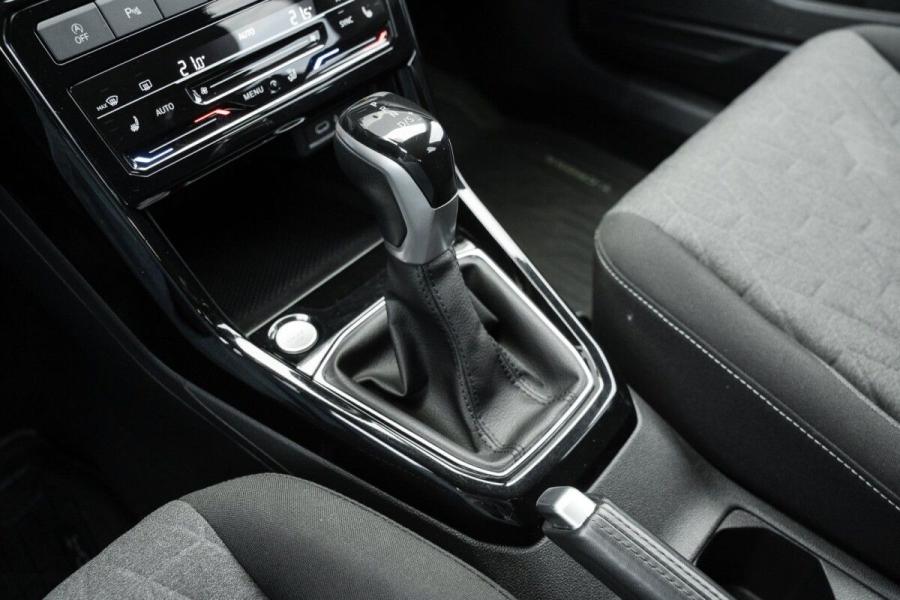 Smilšu krāsa Volkswagen T-Cross 2025 Mārupe, ar dzinēja tilpumu 1.00 L un nobraukumu 38 tūkst. km par 22900 €, foto 22 vietnē AUTOMOTO.COM.LV