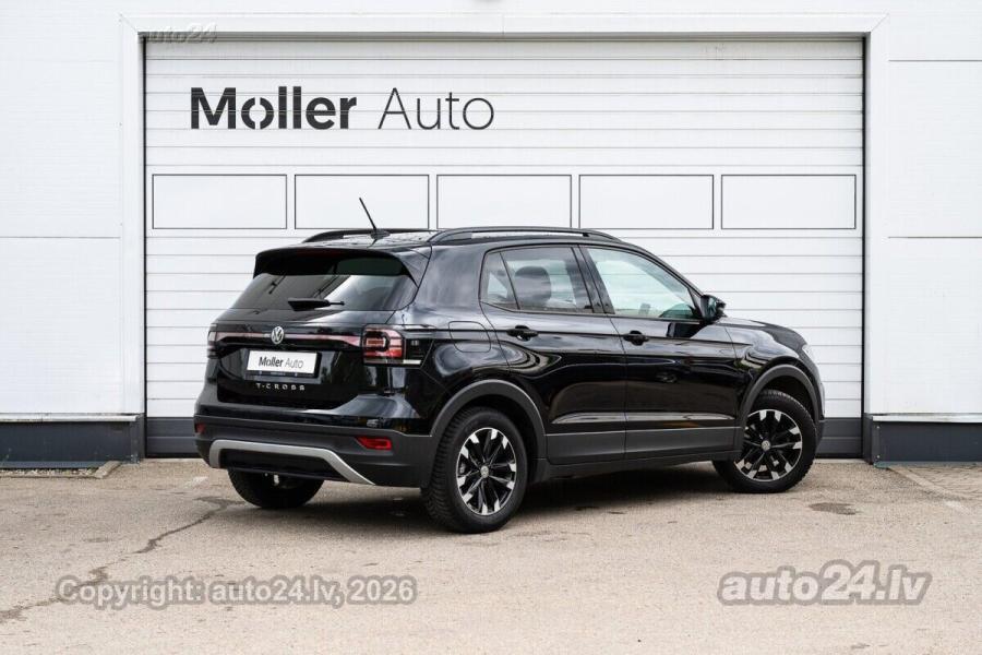 Black Volkswagen T-Cross 2019 in Riga, with an engine capacity of 1.00 L and mileage of 86 thousand km for 13250 €, photo 5 on AUTOMOTO.COM.LV