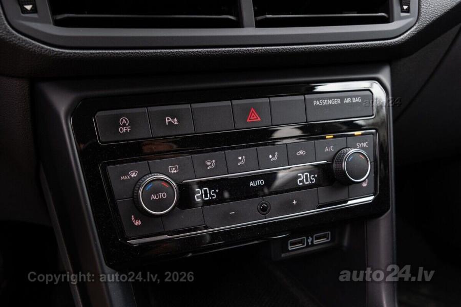 Black Volkswagen T-Cross 2019 in Riga, with an engine capacity of 1.00 L and mileage of 86 thousand km for 13250 €, photo 13 on AUTOMOTO.COM.LV