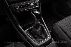 Black Volkswagen T-Cross 2019 in Riga, with an engine capacity of 1.00 L and mileage of 86 thousand km for 13250 €, photo 14 on AUTOMOTO.COM.LV