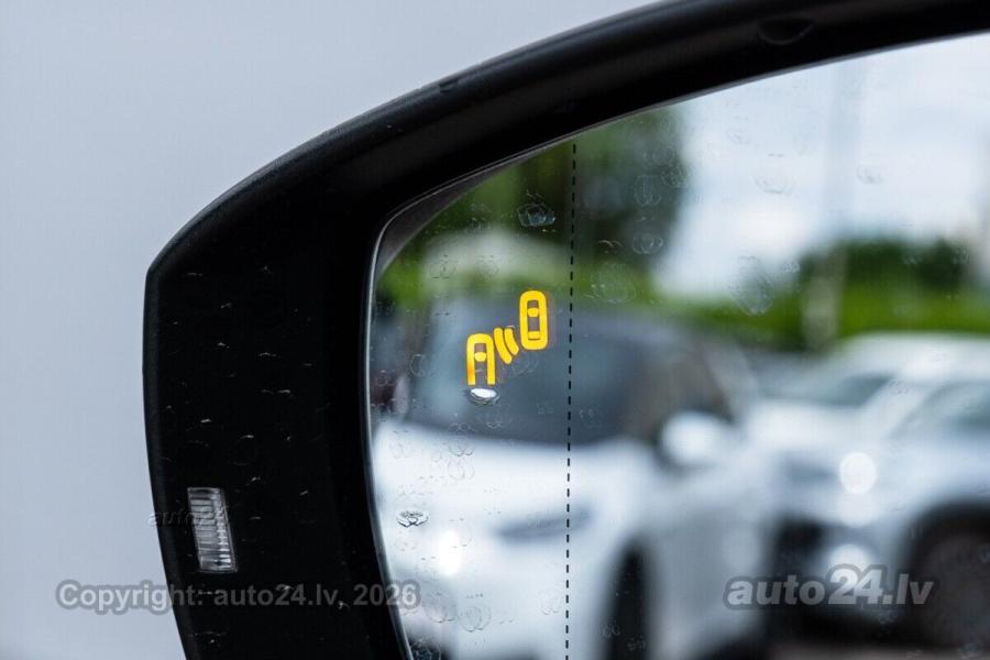 Black Volkswagen T-Cross 2019 in Riga, with an engine capacity of 1.00 L and mileage of 86 thousand km for 13250 €, photo 16 on AUTOMOTO.COM.LV