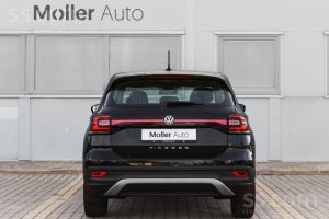 Black Volkswagen T-Cross 2019 in Ventspils, with an engine capacity of 1.00 L and mileage of 46 thousand km for 13450 €, photo 5 on AUTOMOTO.COM.LV