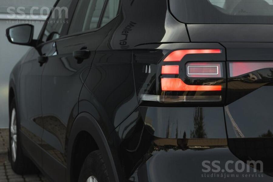Black Volkswagen T-Cross 2019 in Ventspils, with an engine capacity of 1.00 L and mileage of 46 thousand km for 13450 €, photo 12 on AUTOMOTO.COM.LV