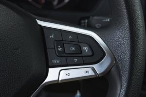 Черный Фольксваген T-Cross 2019 в Вентспилс, объемом двигателя 1.00 л и пробегом 46 тыс. км за 13450 €, фото 19 на AUTOMOTO.COM.LV