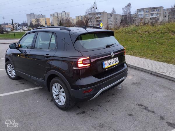 Black Volkswagen T-Cross 2020 in Alytus, with an engine capacity of 1.00 L and mileage of 200 thousand km for 8200 €, photo 9 on AUTOMOTO.COM.LV