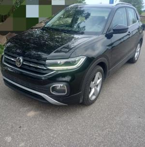 Черный Фольксваген T-Cross 2020 в Паневежис, объемом двигателя 1.00 л и пробегом 100 тыс. км за 6700 €, фото 3 на AUTOMOTO.COM.LV