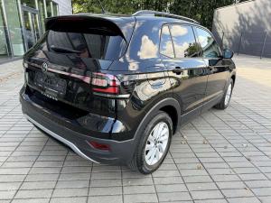 Melns Volkswagen T-Cross 2020 Kauņa, ar dzinēja tilpumu 1.00 L un nobraukumu 201 tūkst. km par 9900 €, foto 4 vietnē AUTOMOTO.COM.LV