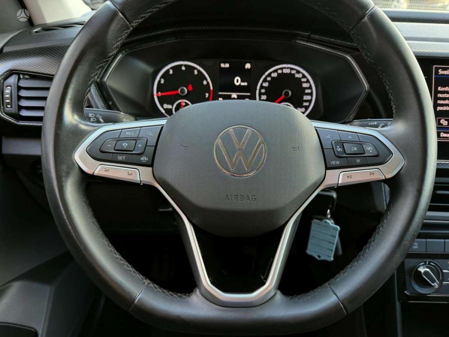 Melns Volkswagen T-Cross 2020 Kauņa, ar dzinēja tilpumu 1.00 L un nobraukumu 201 tūkst. km par 9900 €, foto 7 vietnē AUTOMOTO.COM.LV