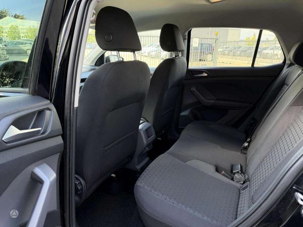 Melns Volkswagen T-Cross 2020 Kauņa, ar dzinēja tilpumu 1.00 L un nobraukumu 201 tūkst. km par 9900 €, foto 11 vietnē AUTOMOTO.COM.LV