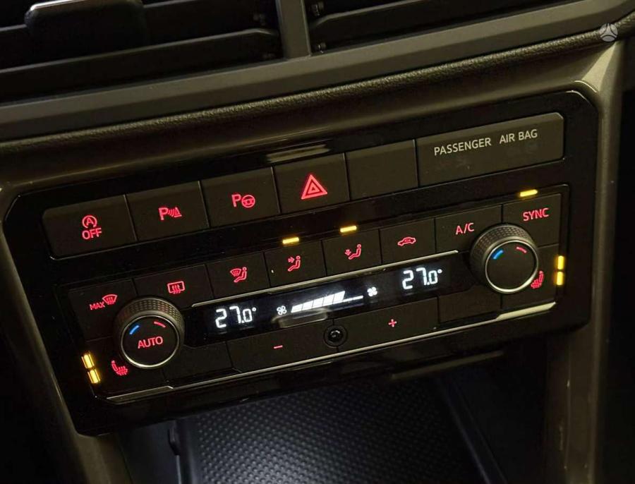 Black Volkswagen T-Cross 2020 in Marijampole, with an engine capacity of 1.60 L and mileage of 80 thousand km for 15999 €, photo 21 on AUTOMOTO.COM.LV