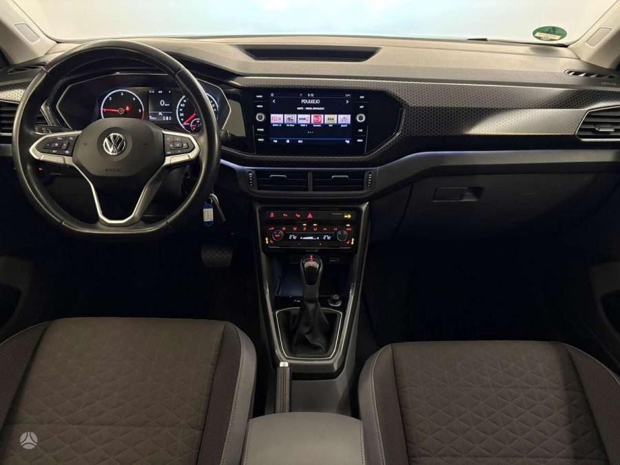 Black Volkswagen T-Cross 2020 in Marijampole, with an engine capacity of 1.60 L and mileage of 80 thousand km for 15999 €, photo 22 on AUTOMOTO.COM.LV