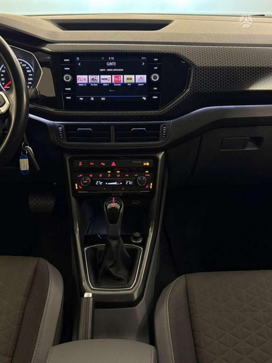 Black Volkswagen T-Cross 2020 in Marijampole, with an engine capacity of 1.60 L and mileage of 80 thousand km for 15999 €, photo 25 on AUTOMOTO.COM.LV