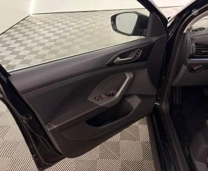 Black Volkswagen T-Cross 2020 in Marijampole, with an engine capacity of 1.60 L and mileage of 80 thousand km for 15999 €, photo 28 on AUTOMOTO.COM.LV
