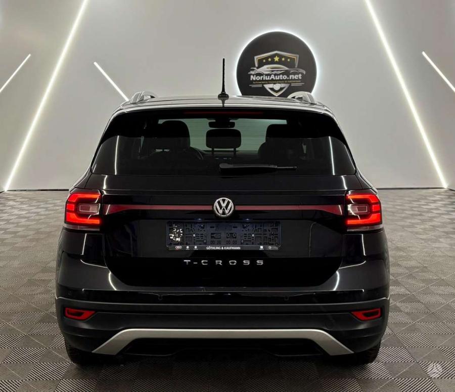 Black Volkswagen T-Cross 2020 in Marijampole, with an engine capacity of 1.60 L and mileage of 80 thousand km for 15999 €, photo 31 on AUTOMOTO.COM.LV