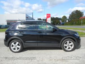Black Volkswagen T-Cross 2020 in Viljandi, with an engine capacity of 1.60 L and mileage of 117 thousand km for 15990 €, photo 22 on AUTOMOTO.COM.LV