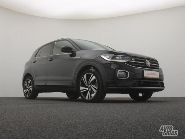 Black Volkswagen T-Cross 2021 in Vilnius, with an engine capacity of 1.00 L and mileage of 213 thousand km for 13999 €, photo 11 on AUTOMOTO.COM.LV