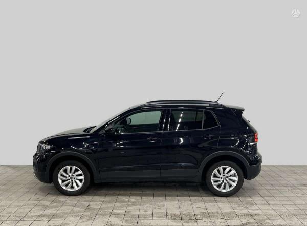 Black Volkswagen T-Cross 2021 in Kaunas, with an engine capacity of 1.00 L and mileage of 69 thousand km for 15800 €, photo 2 on AUTOMOTO.COM.LV