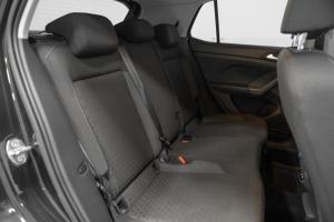 Black Volkswagen T-Cross 2021 in Vilnius, with an engine capacity of 1.00 L and mileage of 128 thousand km for 15900 €, photo 8 on AUTOMOTO.COM.LV
