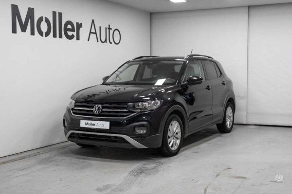 Black Volkswagen T-Cross 2021 in Vilnius, with an engine capacity of 1.00 L and mileage of 128 thousand km for 15900 €, photo 1 on AUTOMOTO.COM.LV