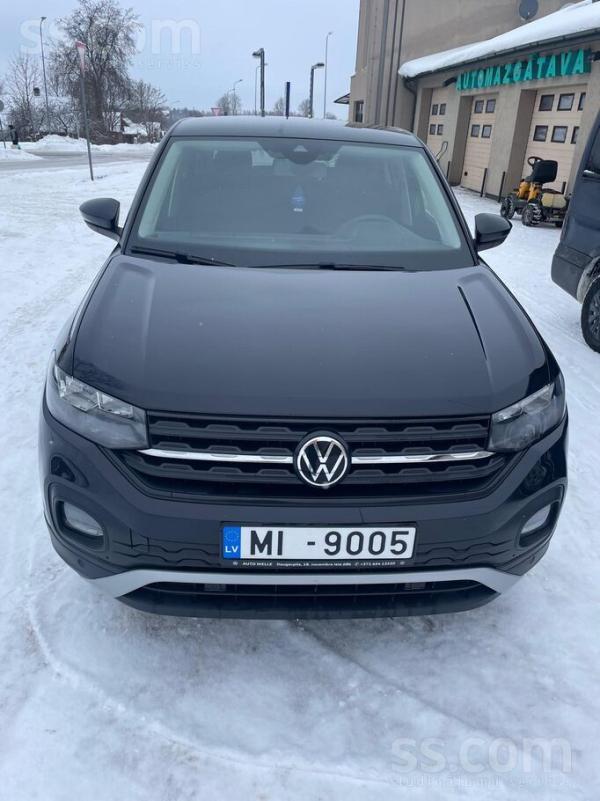 Melns Volkswagen T-Cross 2021 Ludza, ar dzinēja tilpumu 1.00 L un nobraukumu 62 tūkst. km par 16500 €, foto 2 vietnē AUTOMOTO.COM.LV