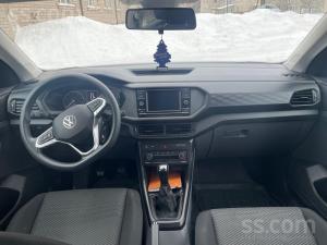 Черный Фольксваген T-Cross 2021 в Лудза, объемом двигателя 1.00 л и пробегом 62 тыс. км за 16500 €, фото 9 на AUTOMOTO.COM.LV