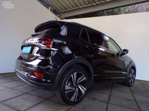 Black Volkswagen T-Cross 2022 in Kaunas, with an engine capacity of 0.00 L and mileage of 24 thousand km for 24809 €, photo 8 on AUTOMOTO.COM.LV