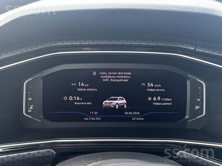 Black Volkswagen T-Cross 2022 in Riga, with an engine capacity of 1.00 L and mileage of 32 thousand km for 16900 €, photo 8 on AUTOMOTO.COM.LV