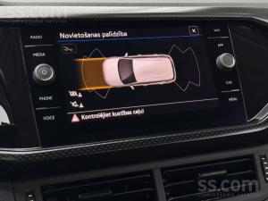 Черный Фольксваген T-Cross 2022 в Валмиера, объемом двигателя 1.00 л и пробегом 68 тыс. км за 16700 €, фото 18 на AUTOMOTO.COM.LV