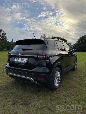 Черный Фольксваген T-Cross 2022 в Рига, объемом двигателя 1.00 л и пробегом 50 тыс. км за 16700 €, фото 5 на AUTOMOTO.COM.LV