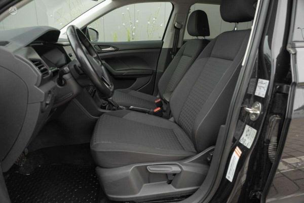 Melns Volkswagen T-Cross 2022 Viļņa, ar dzinēja tilpumu 1.00 L un nobraukumu 114 tūkst. km par 16900 €, foto 8 vietnē AUTOMOTO.COM.LV