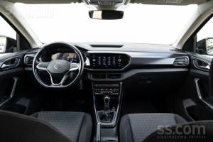 Melns Volkswagen T-Cross 2022 Rīga, ar dzinēja tilpumu 1.00 L un nobraukumu 48 tūkst. km par 17900 €, foto 10 vietnē AUTOMOTO.COM.LV