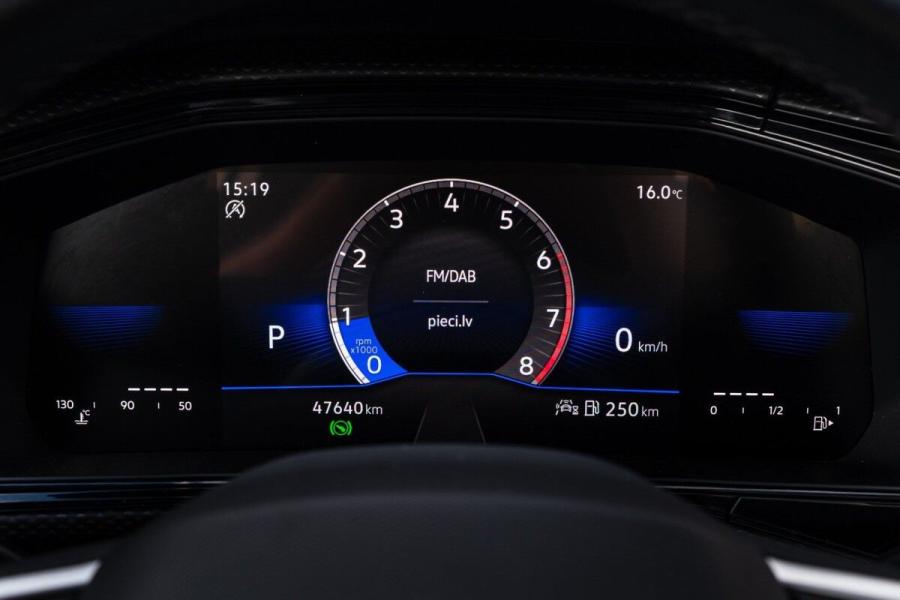 Черный Фольксваген T-Cross 2022 в Рига, объемом двигателя 1.00 л и пробегом 48 тыс. км за 17900 €, фото 14 на AUTOMOTO.COM.LV