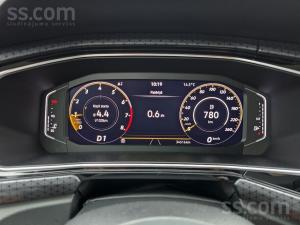 Черный Фольксваген T-Cross 2022 в Рига, объемом двигателя 1.00 л и пробегом 34 тыс. км за 18900 €, фото 11 на AUTOMOTO.COM.LV