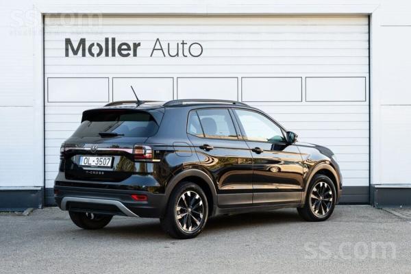 Melns Volkswagen T-Cross 2022 Rīga, ar dzinēja tilpumu 1.00 L un nobraukumu 123 tūkst. km par 15950 €, foto 4 vietnē AUTOMOTO.COM.LV