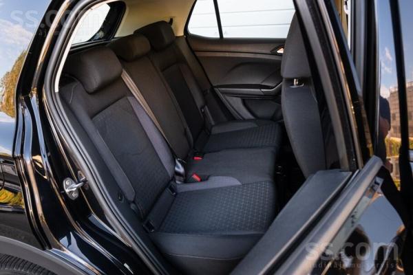 Melns Volkswagen T-Cross 2022 Rīga, ar dzinēja tilpumu 1.00 L un nobraukumu 123 tūkst. km par 15950 €, foto 8 vietnē AUTOMOTO.COM.LV