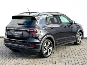 Black Volkswagen T-Cross 2023 in Kaunas, with an engine capacity of 0.00 L and mileage of 37 thousand km for 28810 €, photo 4 on AUTOMOTO.COM.LV