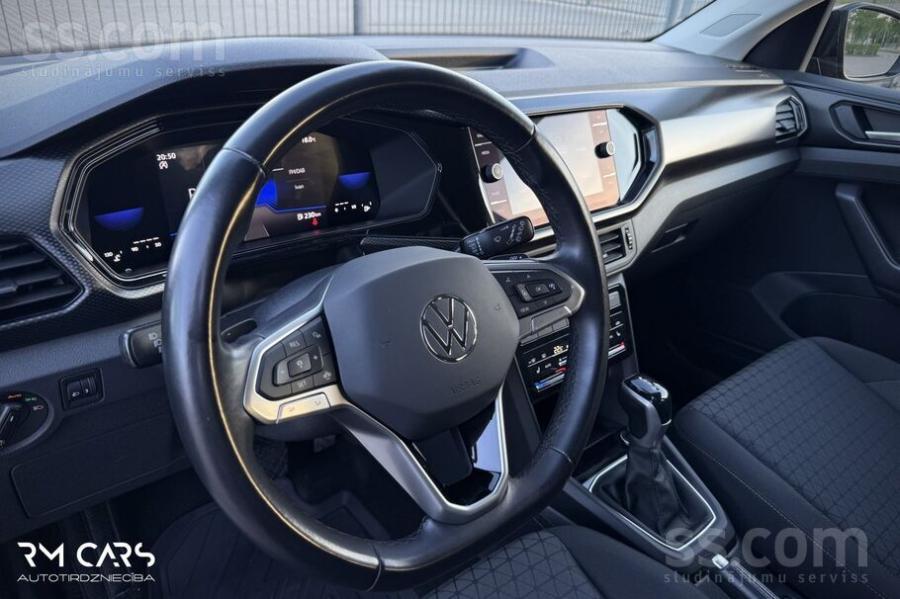 Melns Volkswagen T-Cross 2023 Jelgava, ar dzinēja tilpumu 1.00 L un nobraukumu 0 tūkst. km par 16750 €, foto 11 vietnē AUTOMOTO.COM.LV
